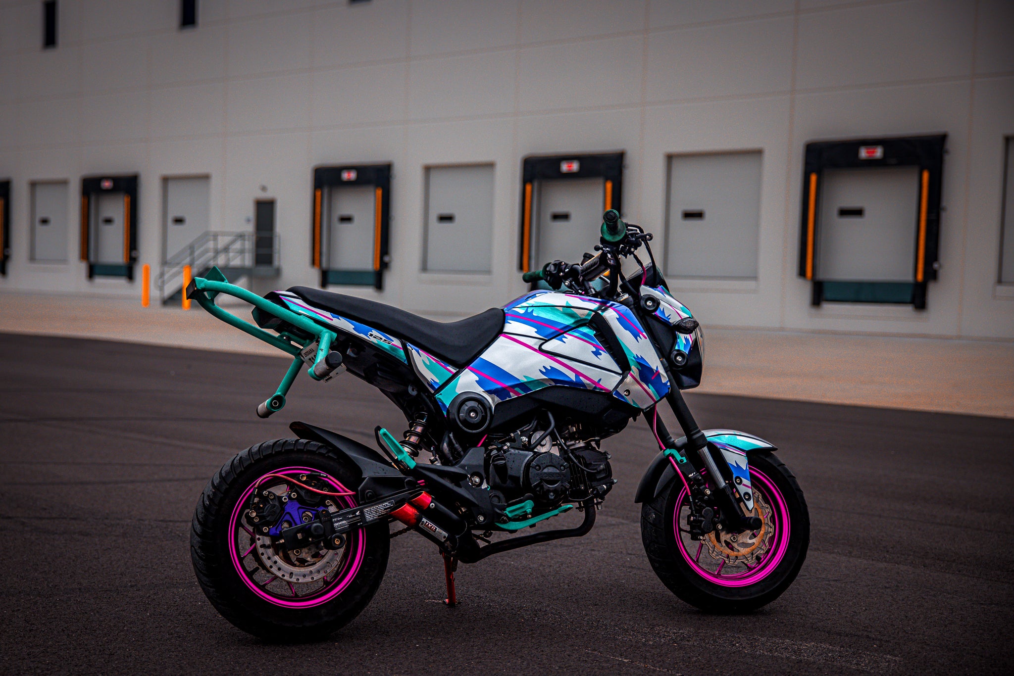 77 DECALS – SEVENTY SEVEN DECALS LLC